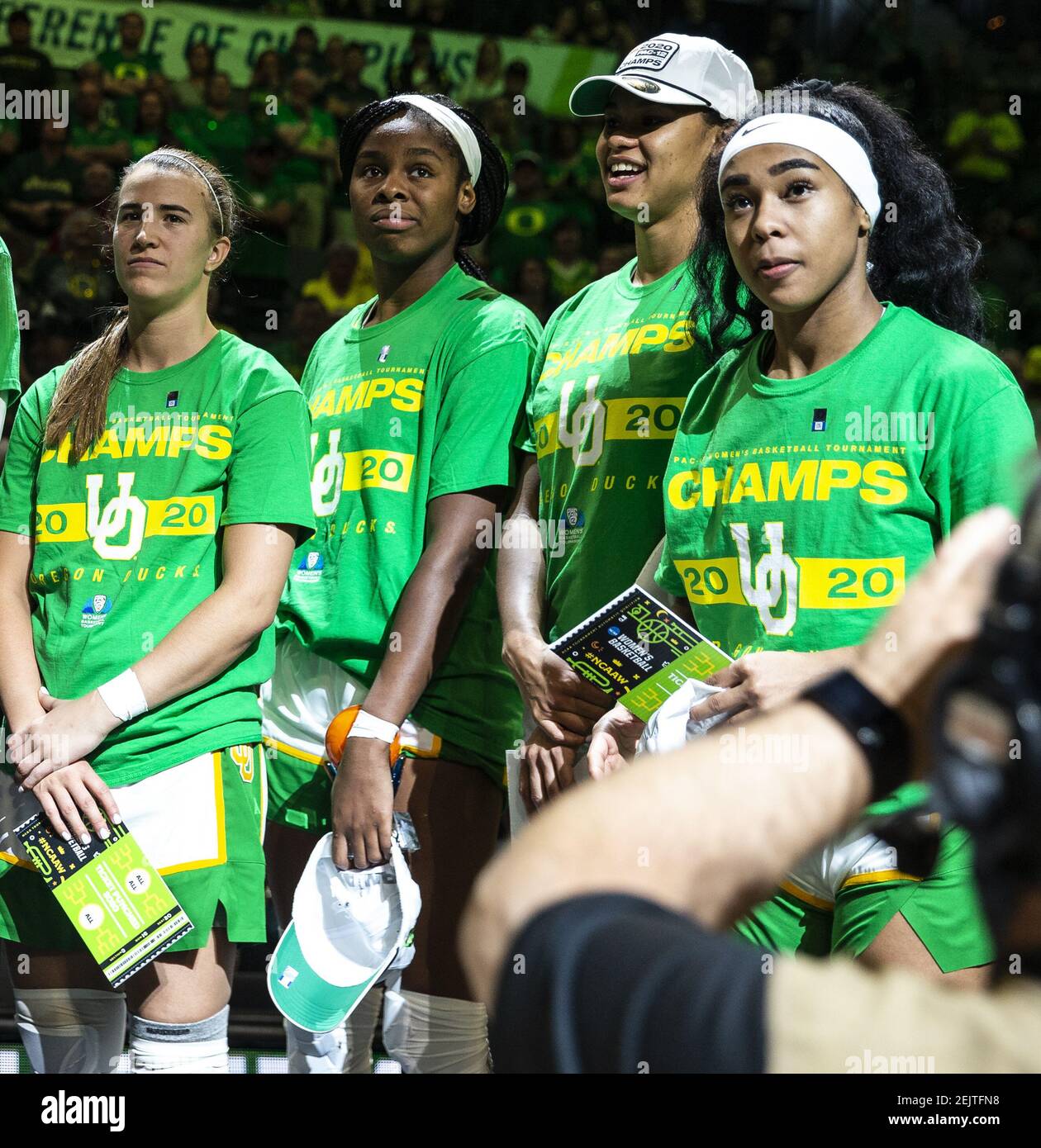 Mar 08 2020 Las Vegas, NV, U.S.A. Oregon Ducks Sabrina Ionescu, Ruthy ...