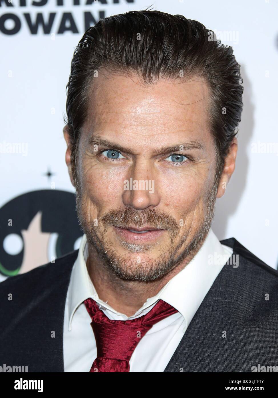 HOLLYWOOD, LOS ANGELES, CALIFORNIA, USA - MARCH 08: Actor Jason Lewis ...