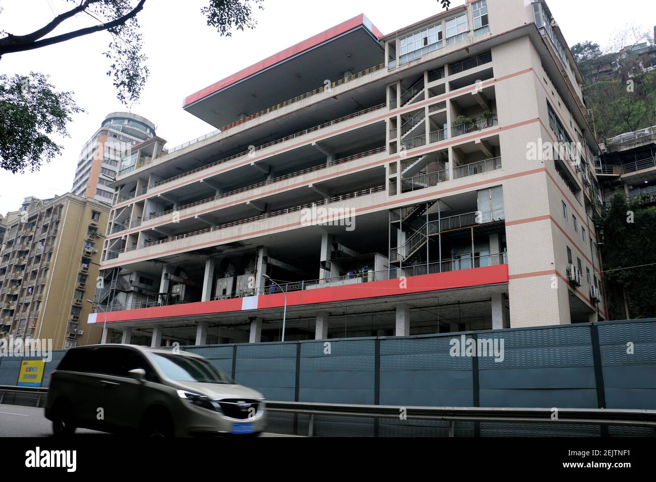 The view of the building whose first floor and sixth floor are both gas ...