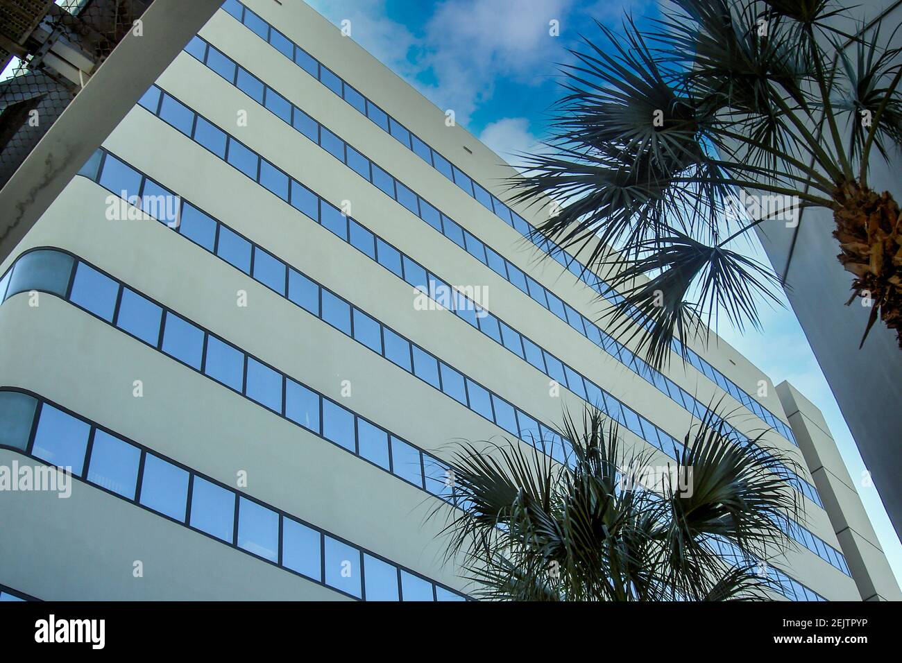 University of miami business school hi-res stock photography and images ...