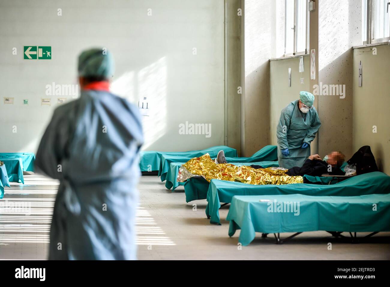 Tents and emergency structures of the Civil Hospitals of Brescia are ...