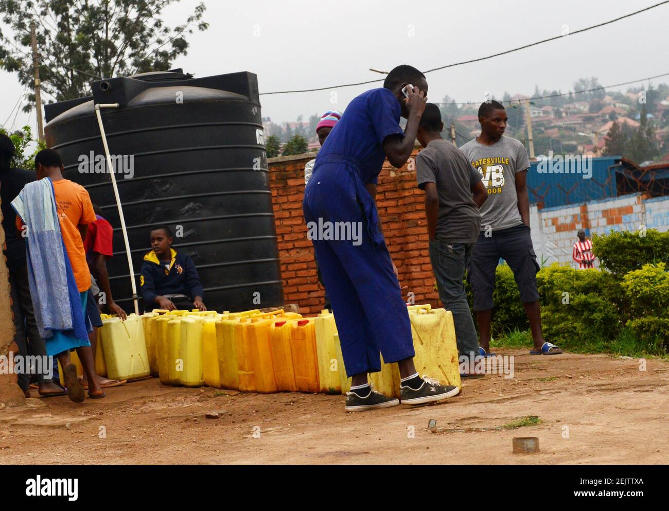 Filling water tank hi-res stock photography and images - Alamy