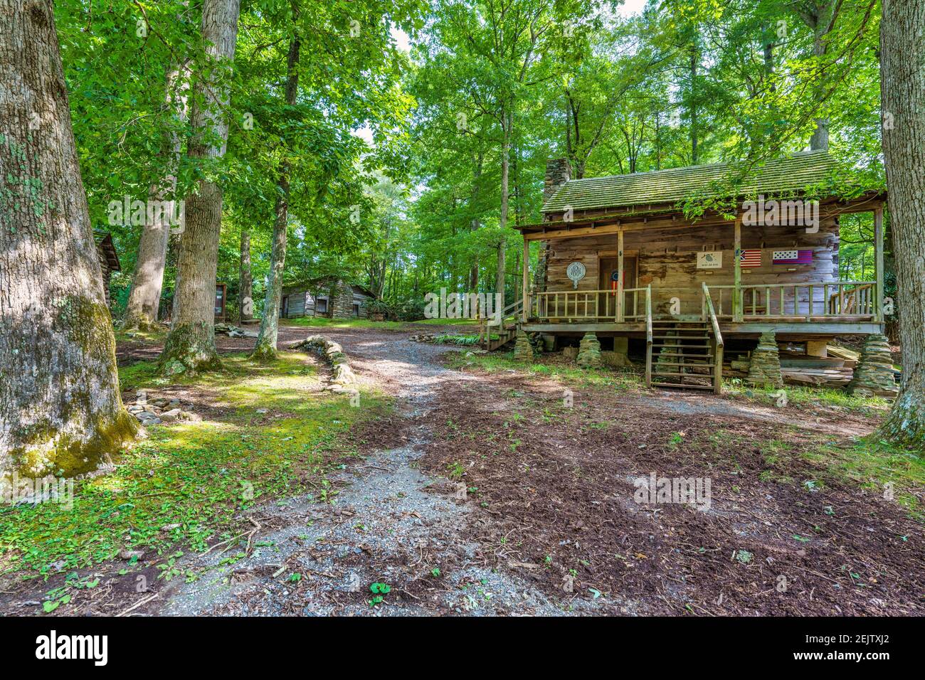 Log cabin pioneer 19th century hi-res stock photography and images - Alamy