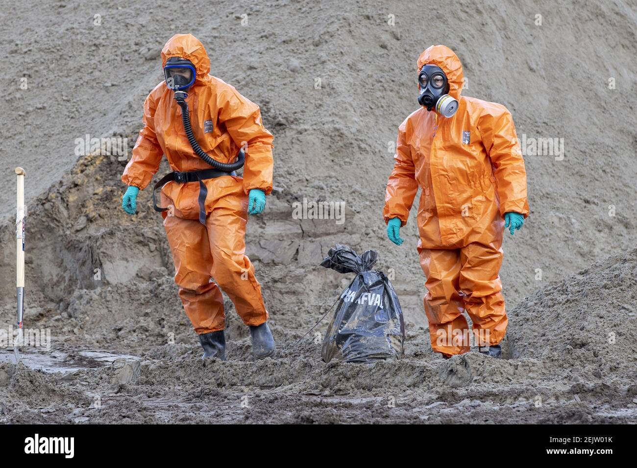 LOCHEM, 11-03-2020, Netherland, Dutchnews, explosion of the V1 bomb in ...