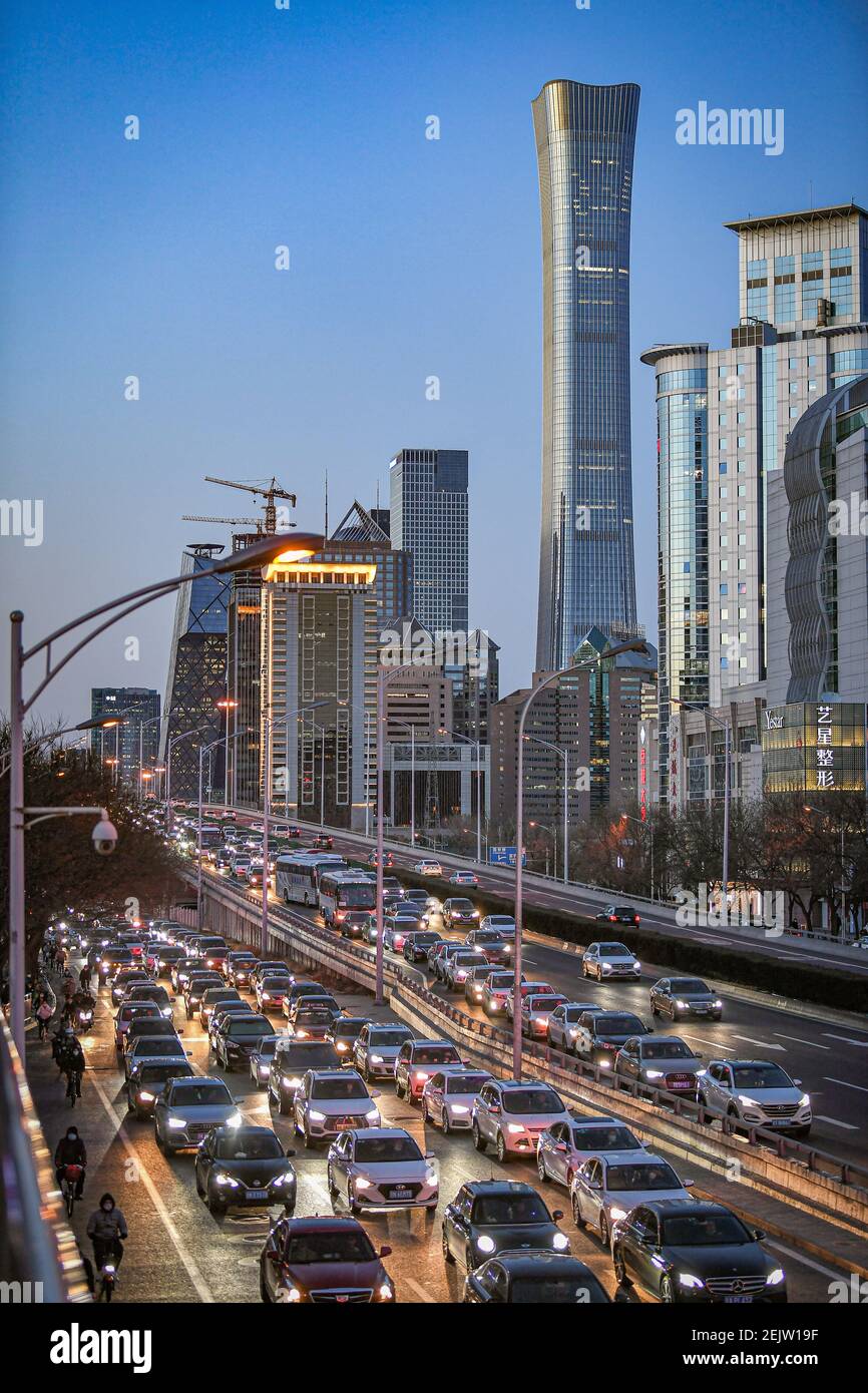 Traffic stream moves slowly during evening peak of weekday commute ...