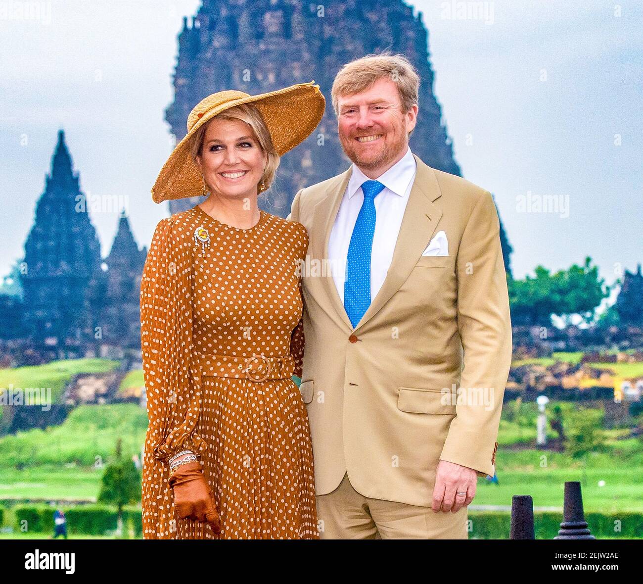King Willem-Alexander and Queen Maxima of The Netherlands posing at the ...