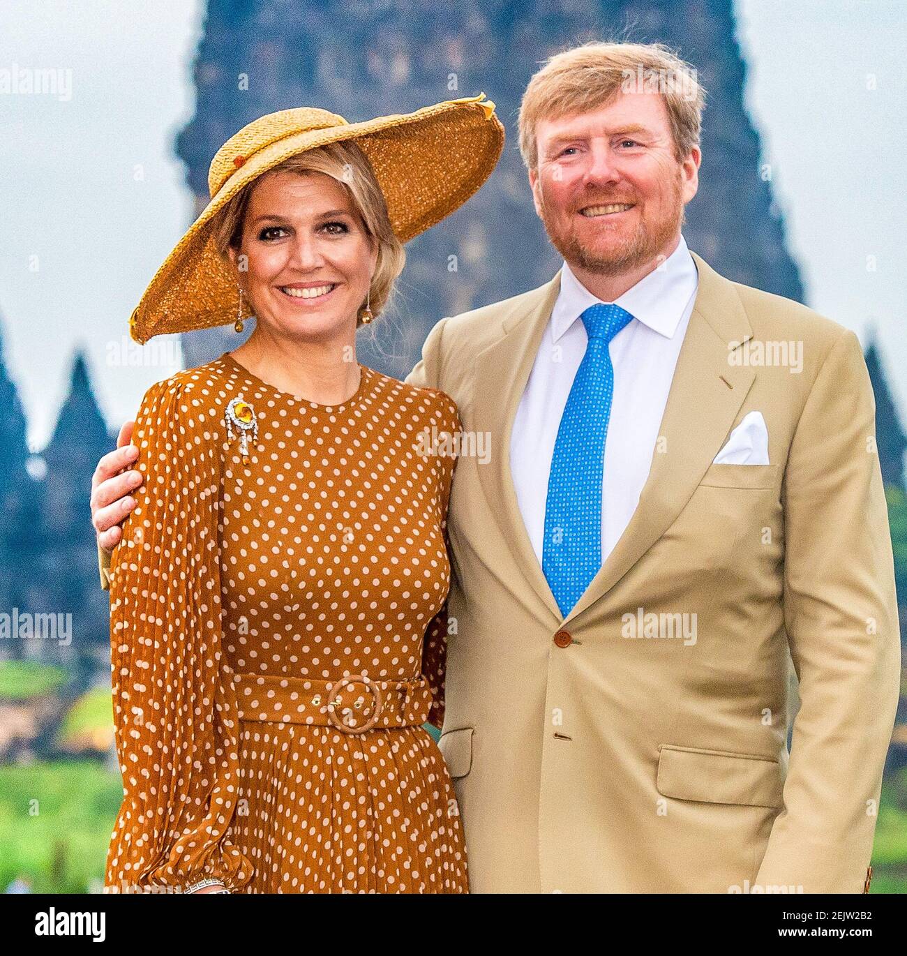 King Willem-Alexander and Queen Maxima of The Netherlands posing at the ...