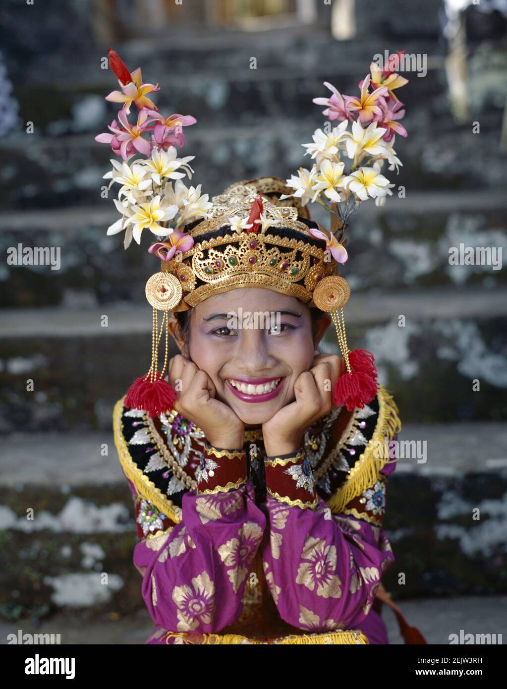 Asia, Indonesia, Bali, Portrait of a beautiful smiling Balinese legong ...