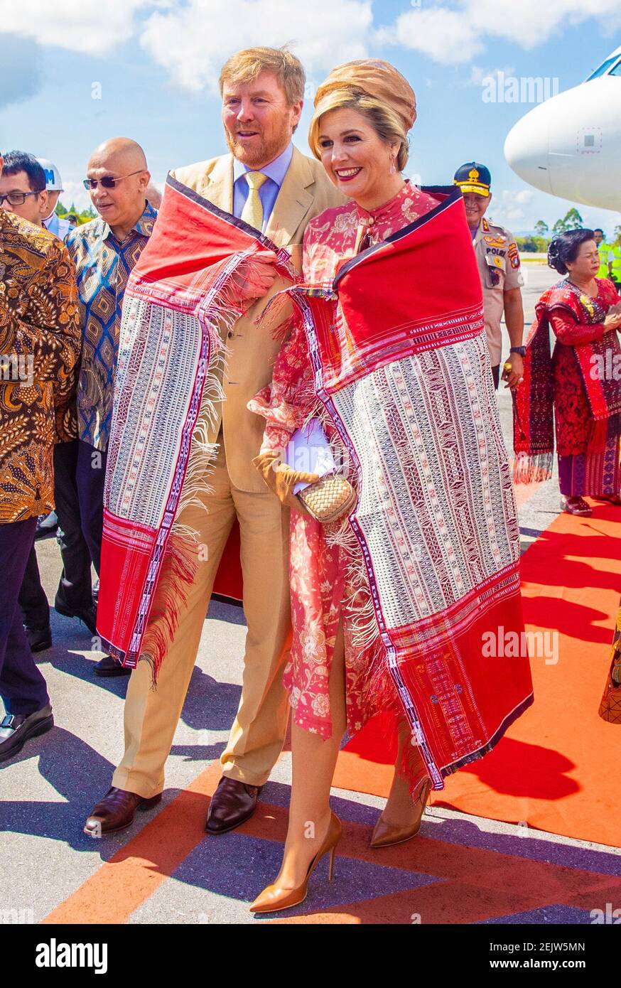 King Willem-Alexander and Queen Maxima of The Netherlands arrive at ...