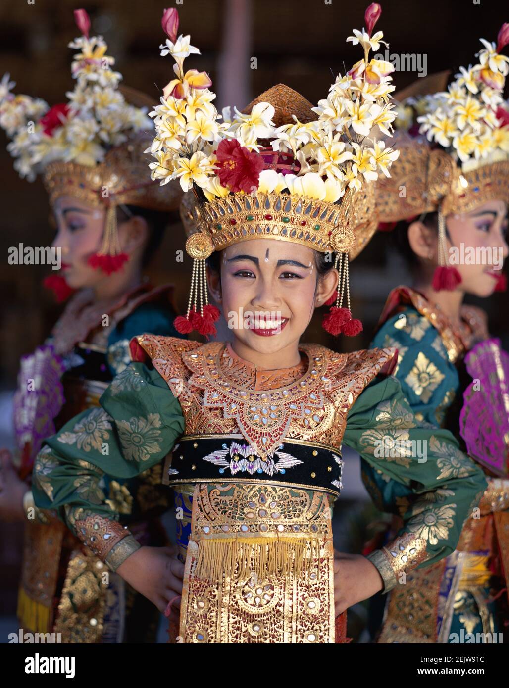 Asia, Indonesia, Bali, Portrait of a beautiful smiling Balinese legong ...