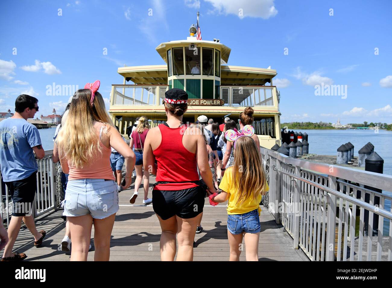 Magic kingdom ferry hi-res stock photography and images - Alamy