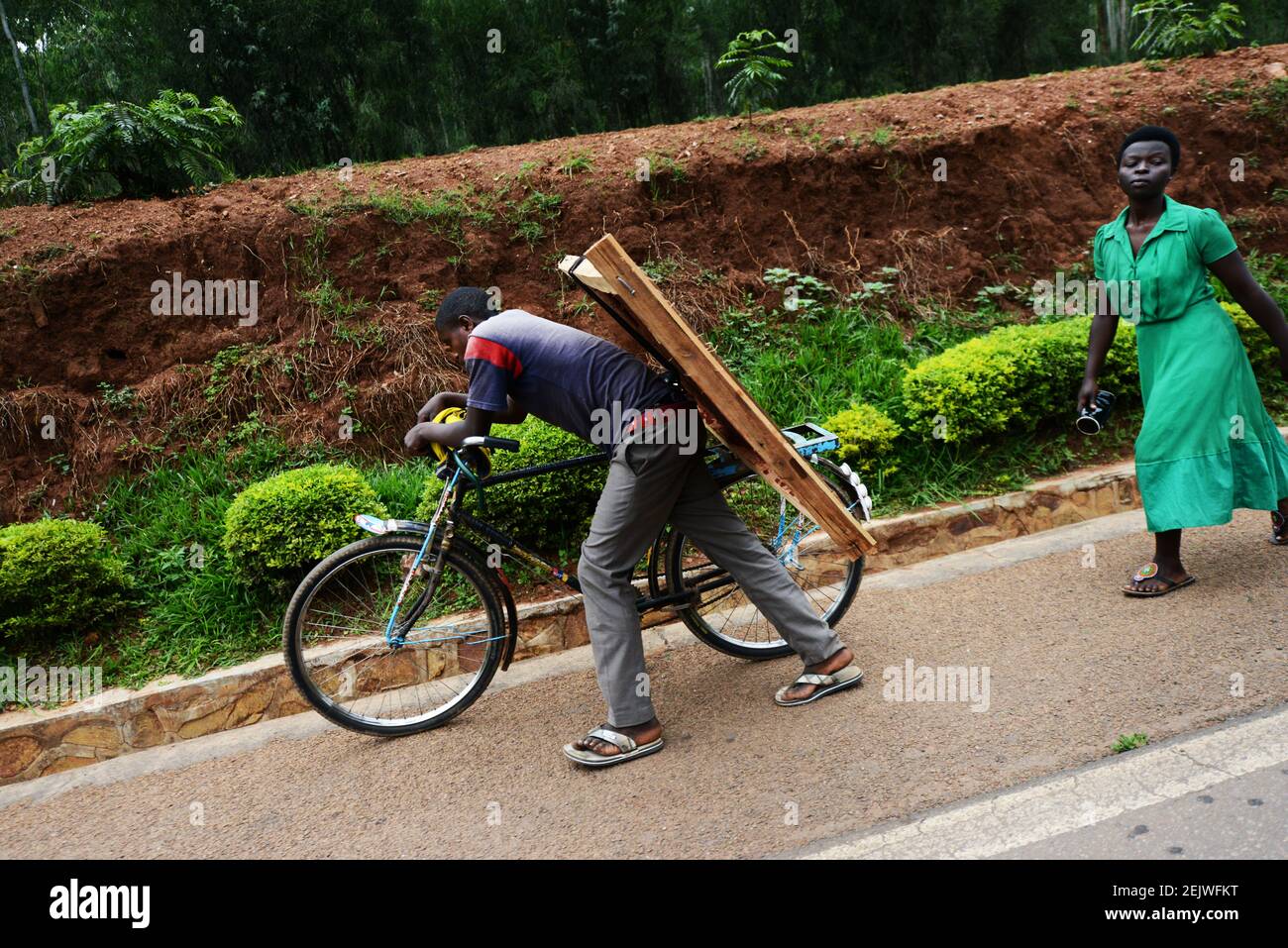 Daily life in rural Rwanda Stock Photo - Alamy