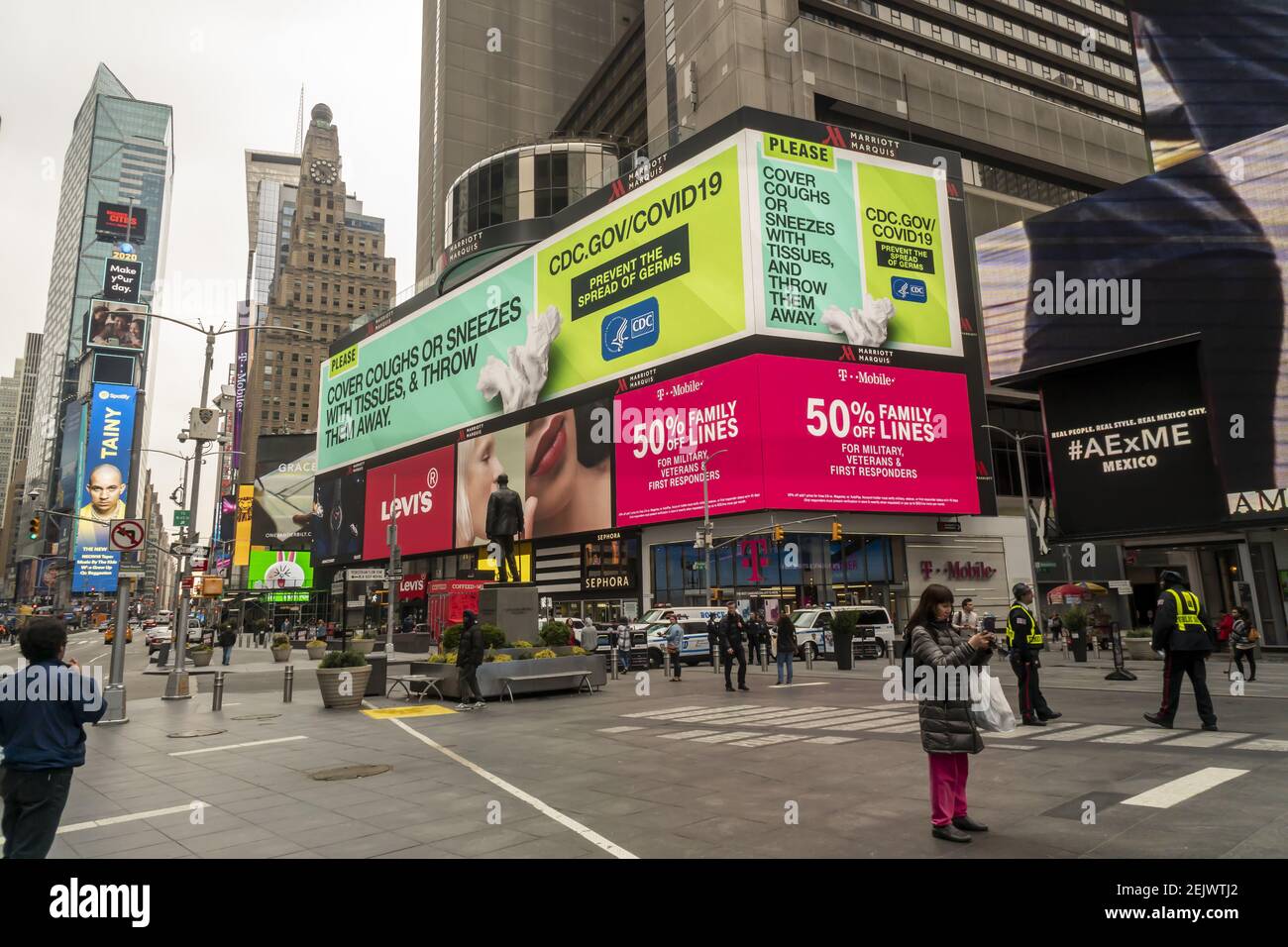 COVID-19 tips and factoids from the CDC advertising in Times Square in ...