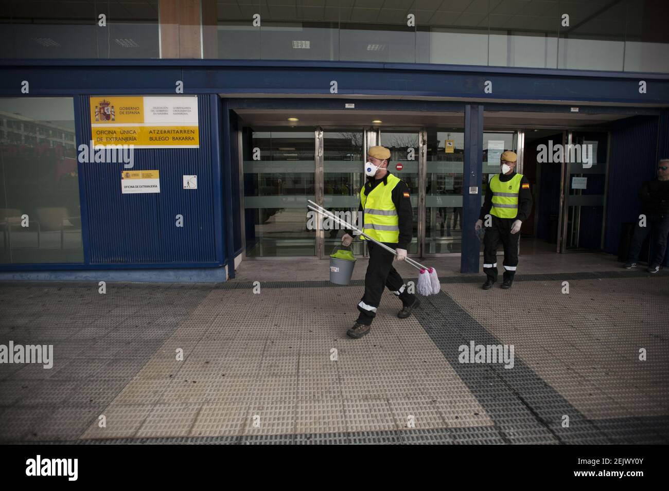 Members of the Spanish Military Emergency Unit, carrying out ...
