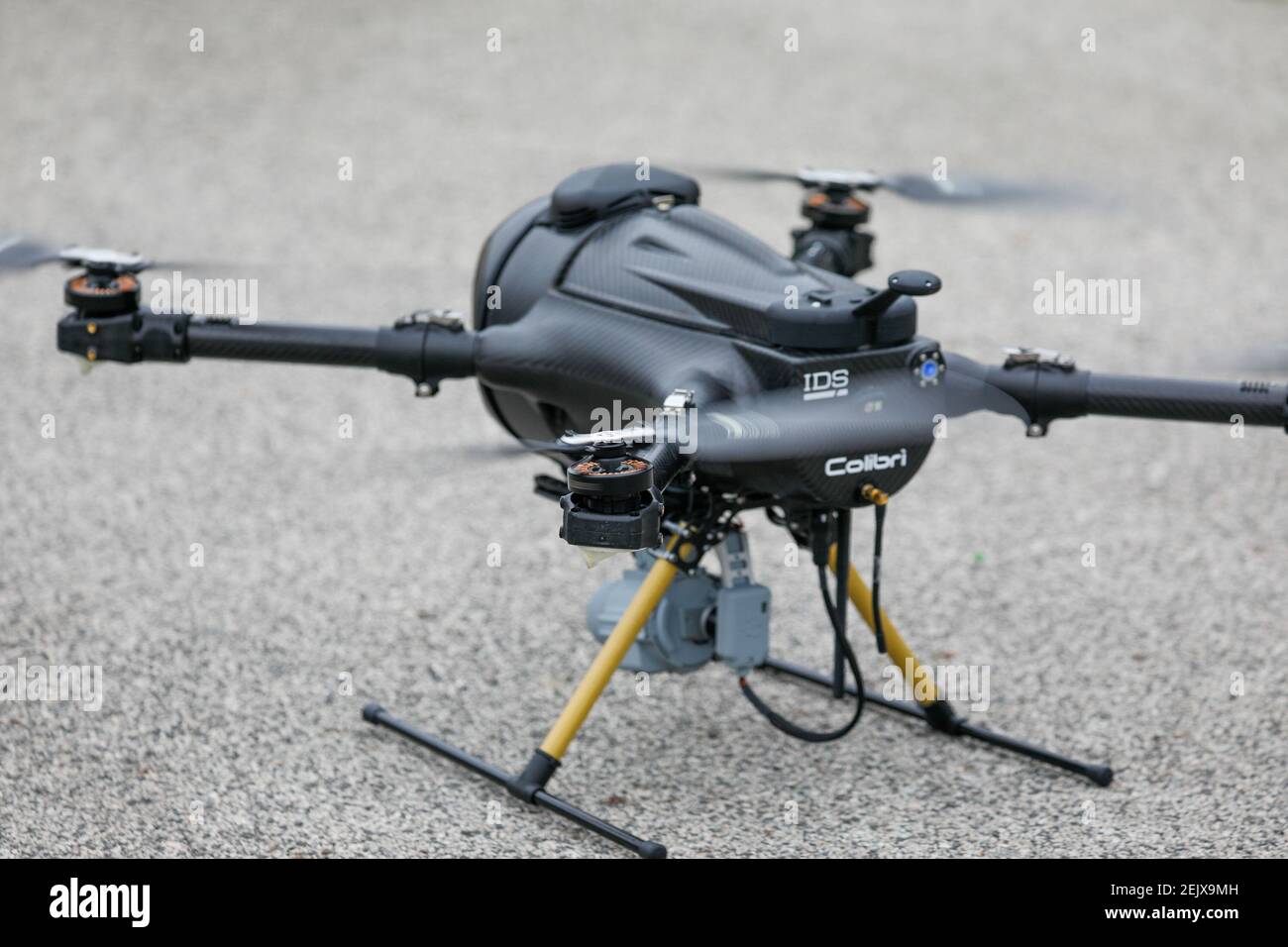 25-03-2020 Naples, Italy Carabinieri and the helicopter department of ...