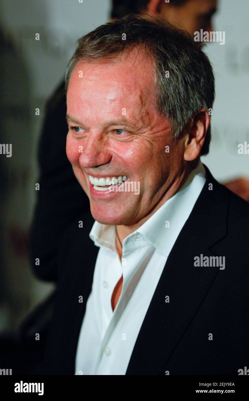 Chef Wolfgang Puck attends arrivals at the Louis Vuitton Gala ...