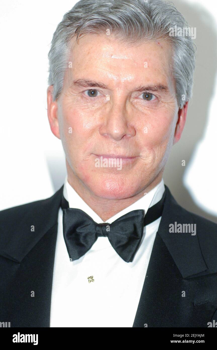Ring announcer michael buffer hi-res stock photography and images - Alamy