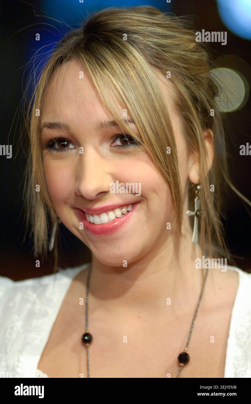 Actress Ashley Edner attends arrivals for the premiere of Smokin' Aces ...