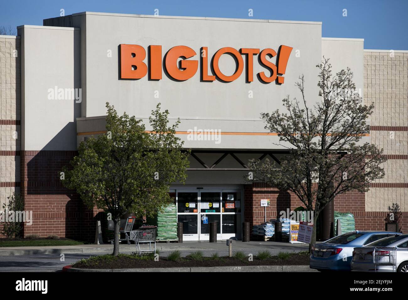 A logo sign outside of a Big Lots retail store location in Columbia ...