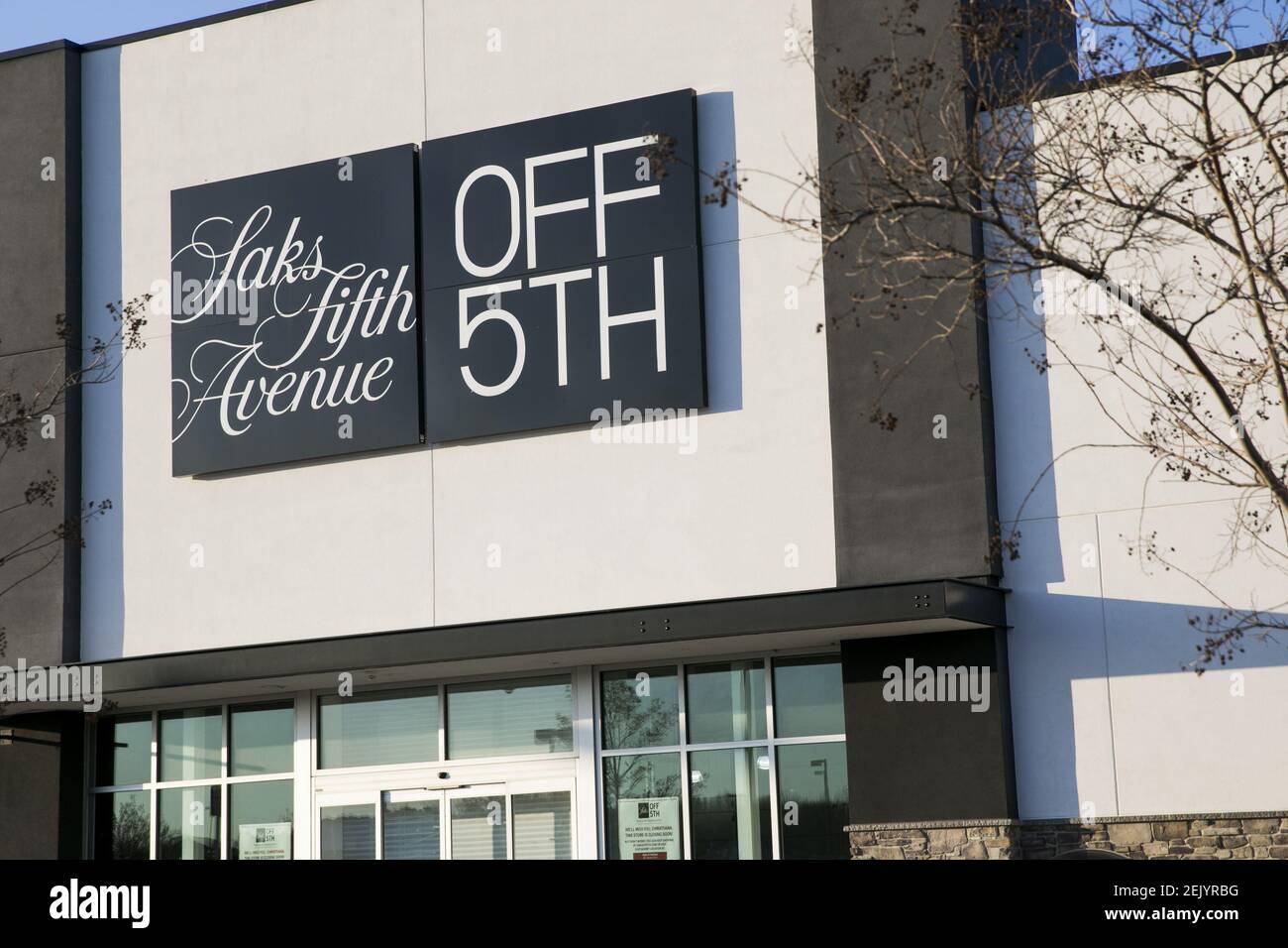 Saks Off Fifth Logo