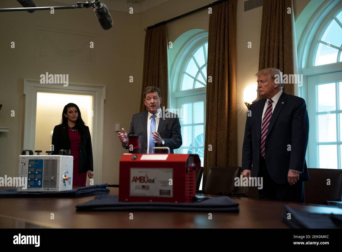 President Donald Trump listens to Dave Gallagher, Associate Director ...