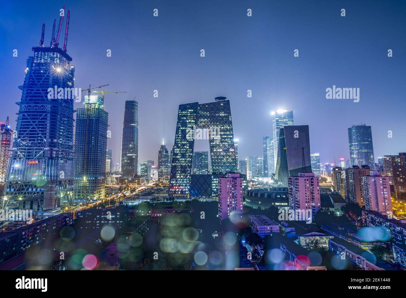 Beijingï¼ŒCHINA-On April 28, 2020, in Beijing, a photographer spent 10 ...