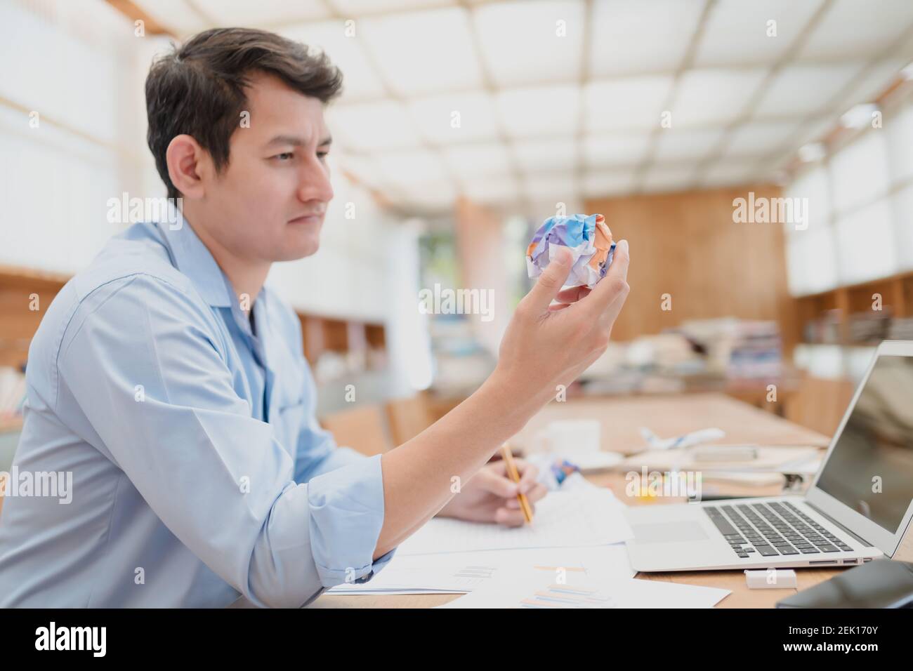 Business people fail office hi-res stock photography and images - Alamy