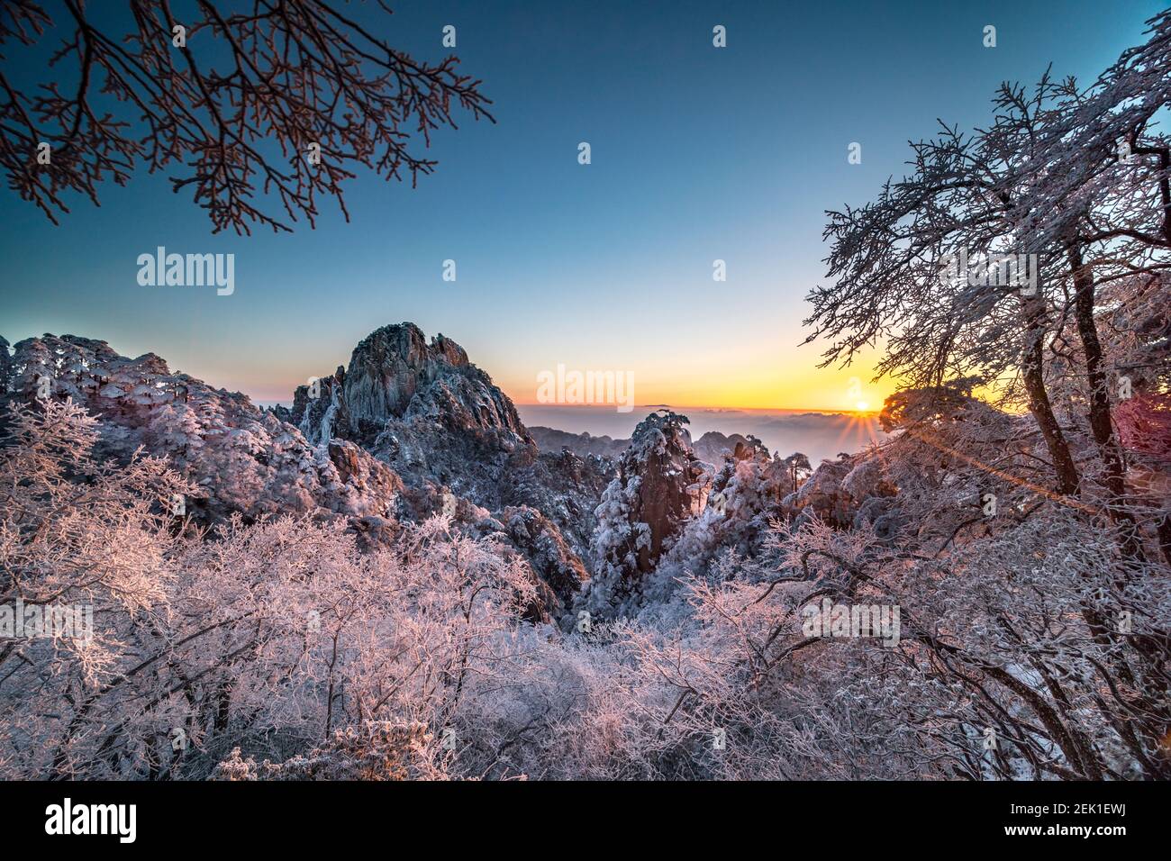 --FILE--The view of Huangshan Mountain, a mountain range well known for its various sceneries ...