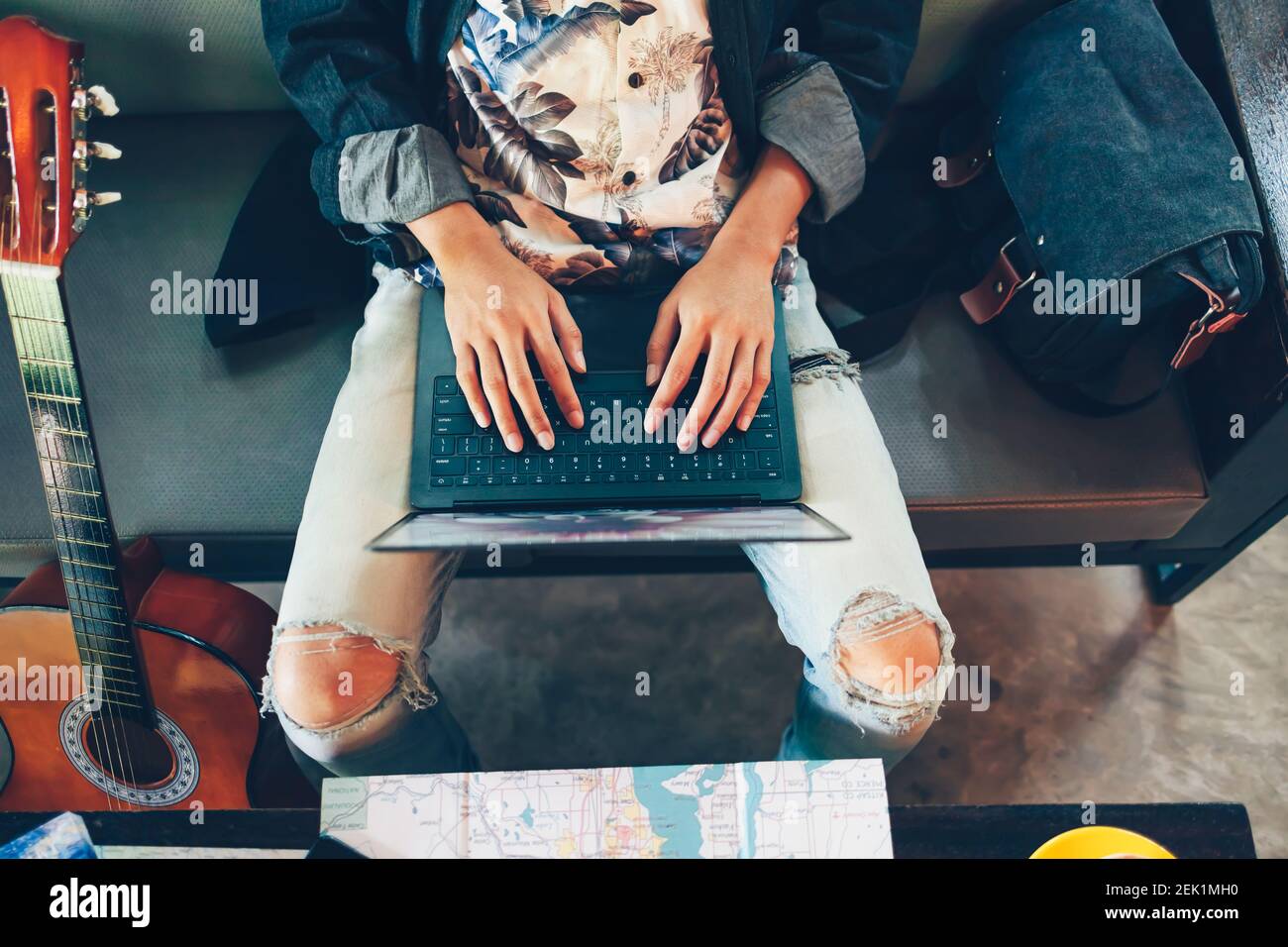 Online holiday reservation booking interface hi-res stock photography ...