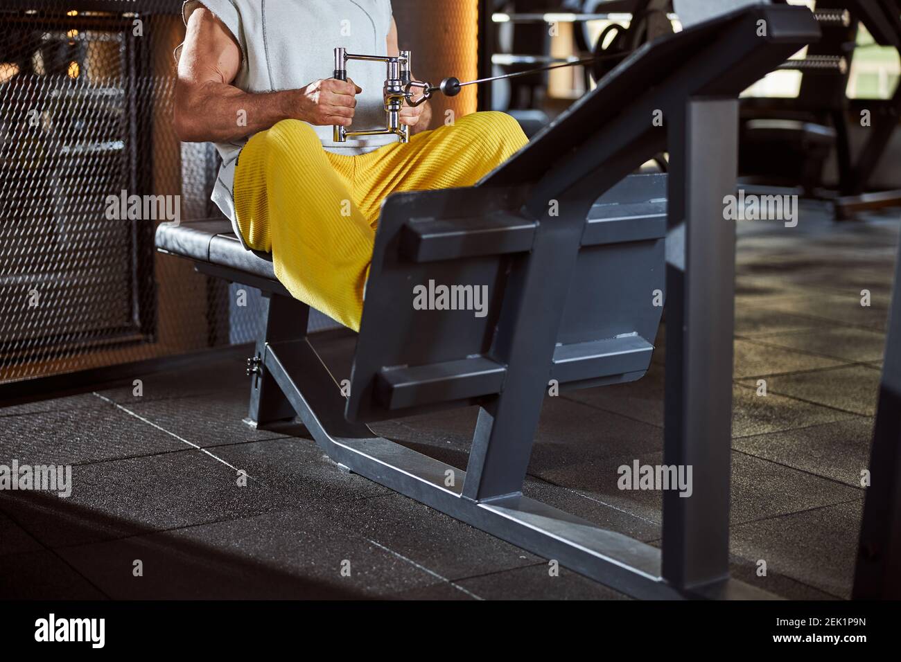 Man on a rowing machine hi-res stock photography and images - Alamy