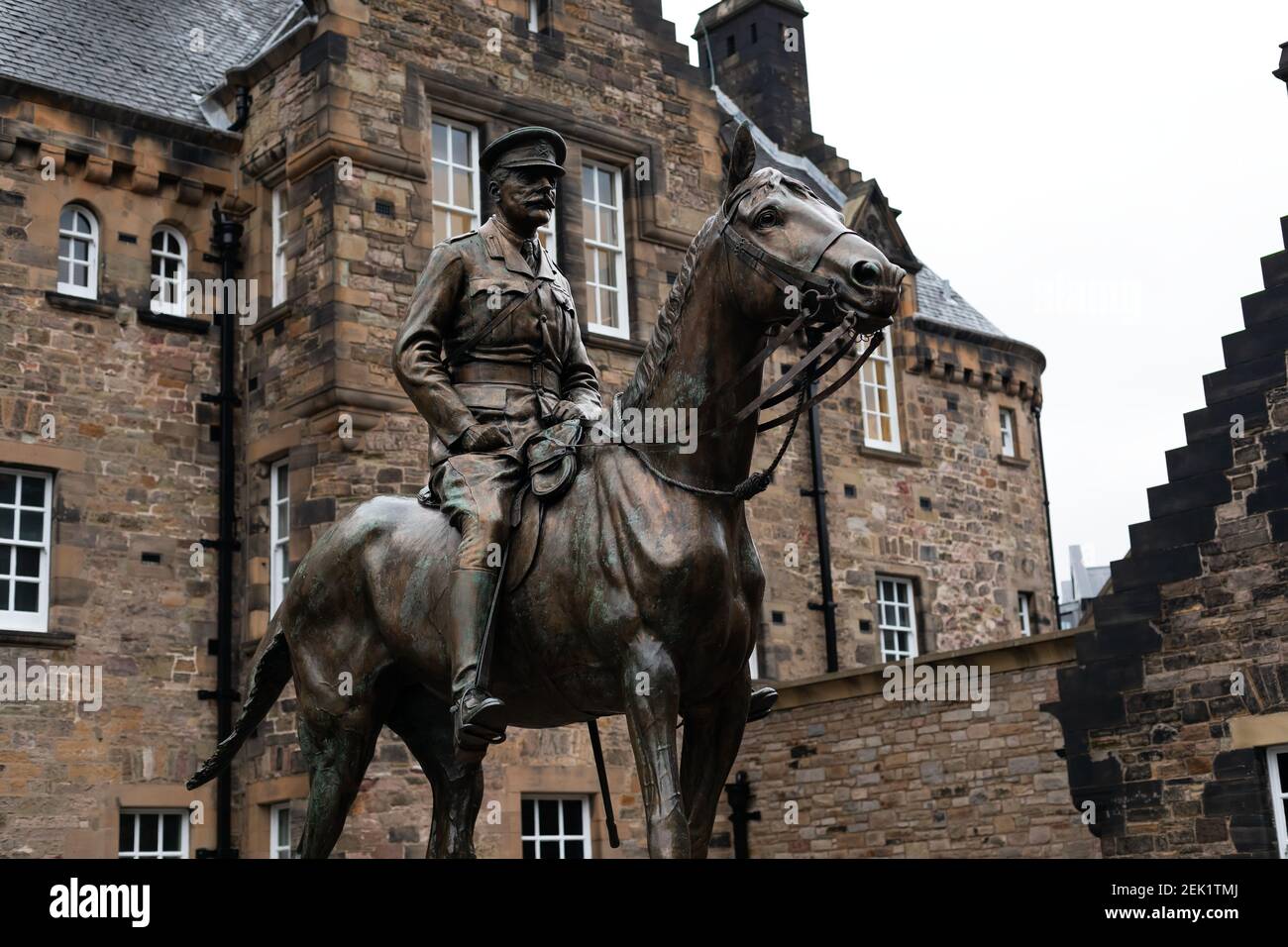 Picture of the Earl Haig equestrian statue in Edinburgh castle Stock ...