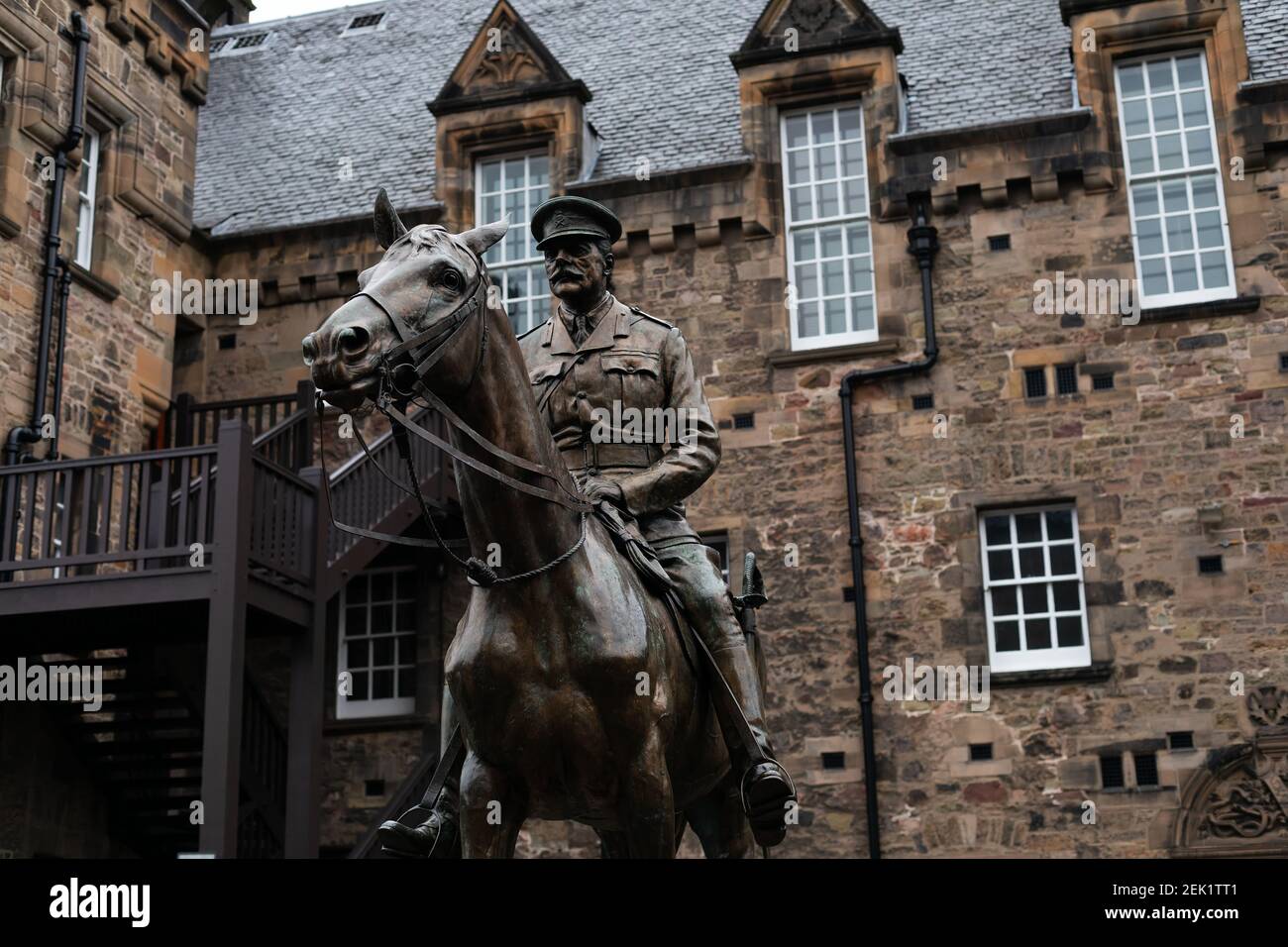 Picture of the Earl Haig equestrian statue in Edinburgh castle Stock ...