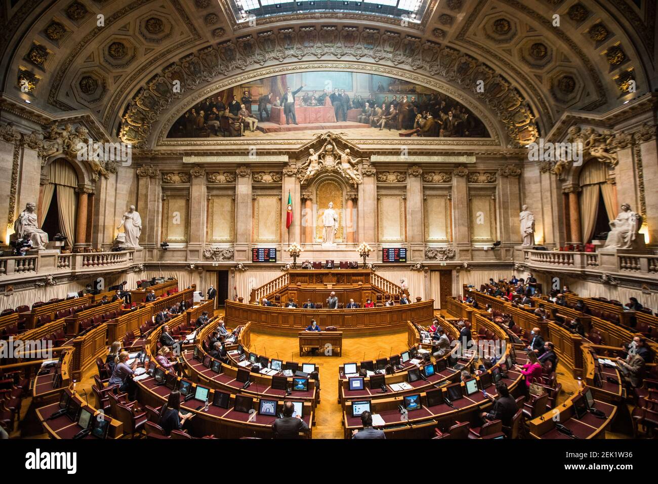 Antonio Costa, Portuguese Prime Minister, speaks during the weekly ...