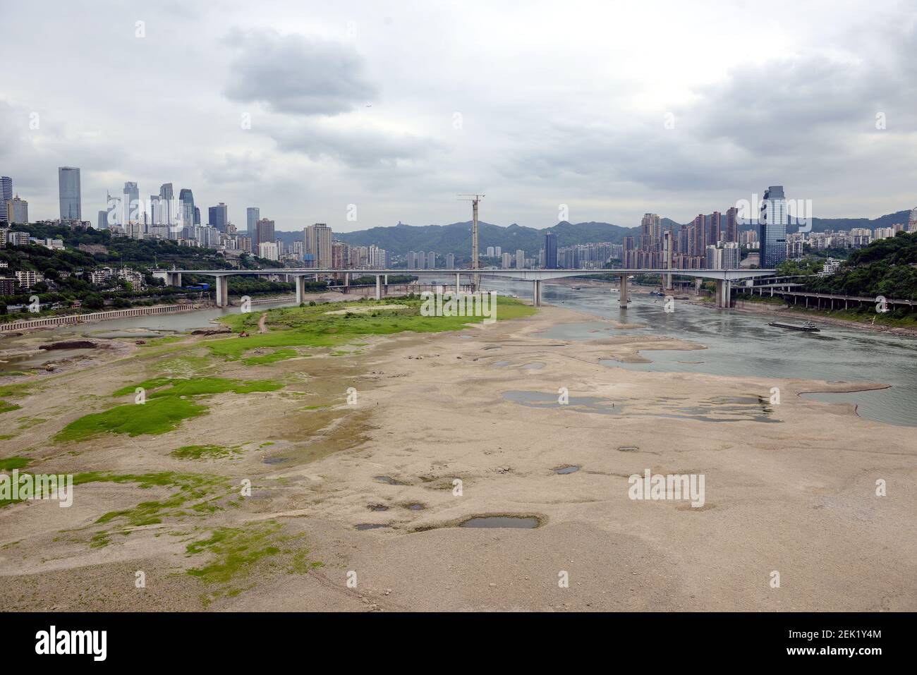 The riverbed of Yangtze River is exposed due to spring drought in ...