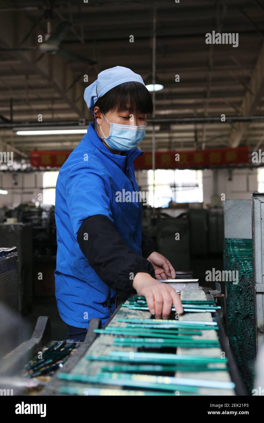 Workers are busy at producing pencil of Chung Hwa, a national famous ...