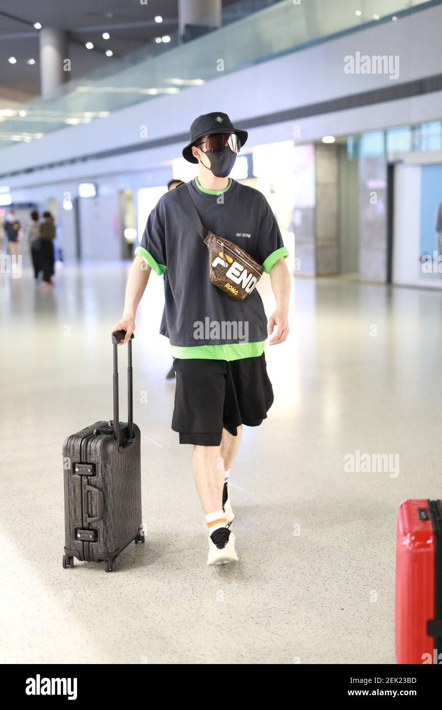 Chinese actor Han Dongjun, also known as Elvis Han, arrives at an ...