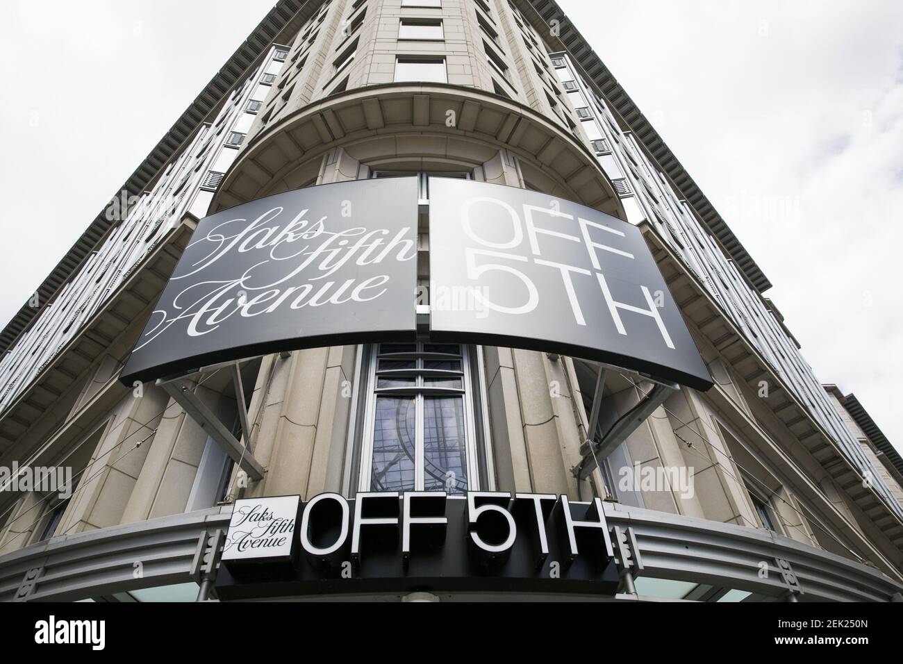 Saks Off Fifth Logo