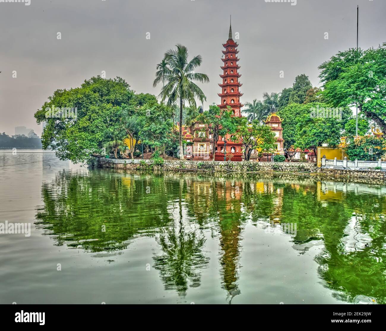 Tran Quoc Pagoda, Hanoi Stock Photo - Alamy