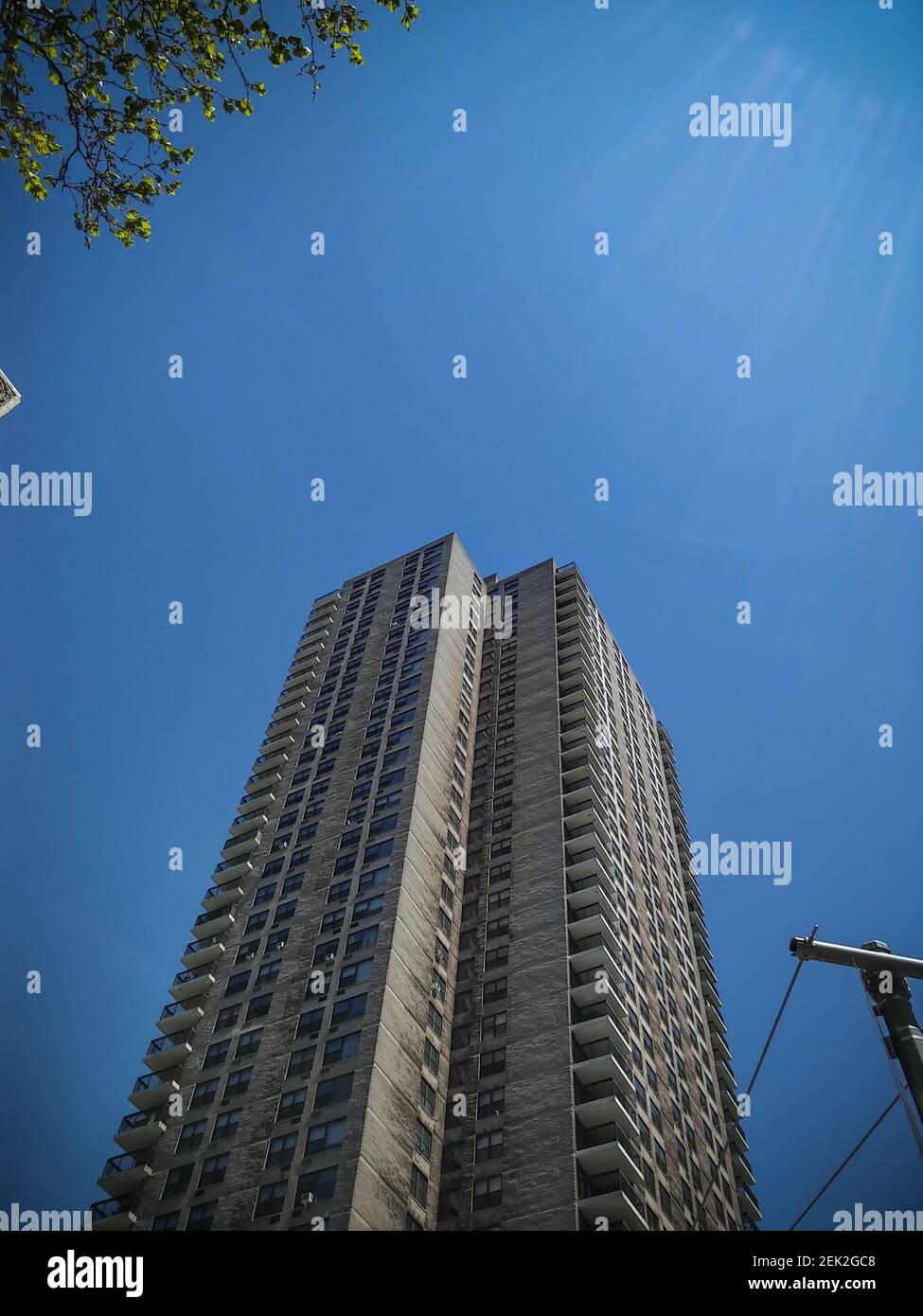 The Clinton Towers affordable housing in the HellÕs Kitchen ...