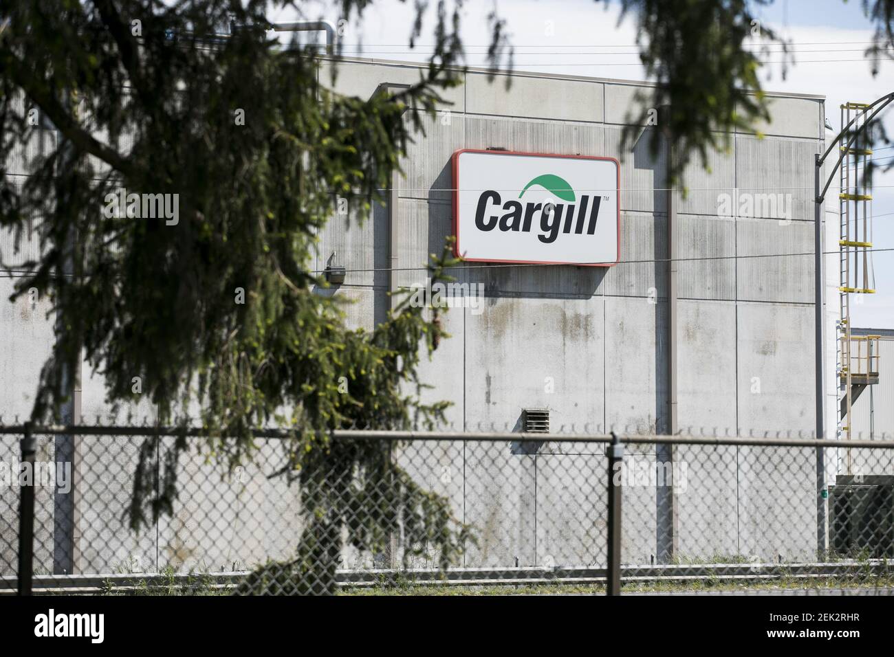 A logo sign outside of a Cargill poultry processing plant in Dayton ...