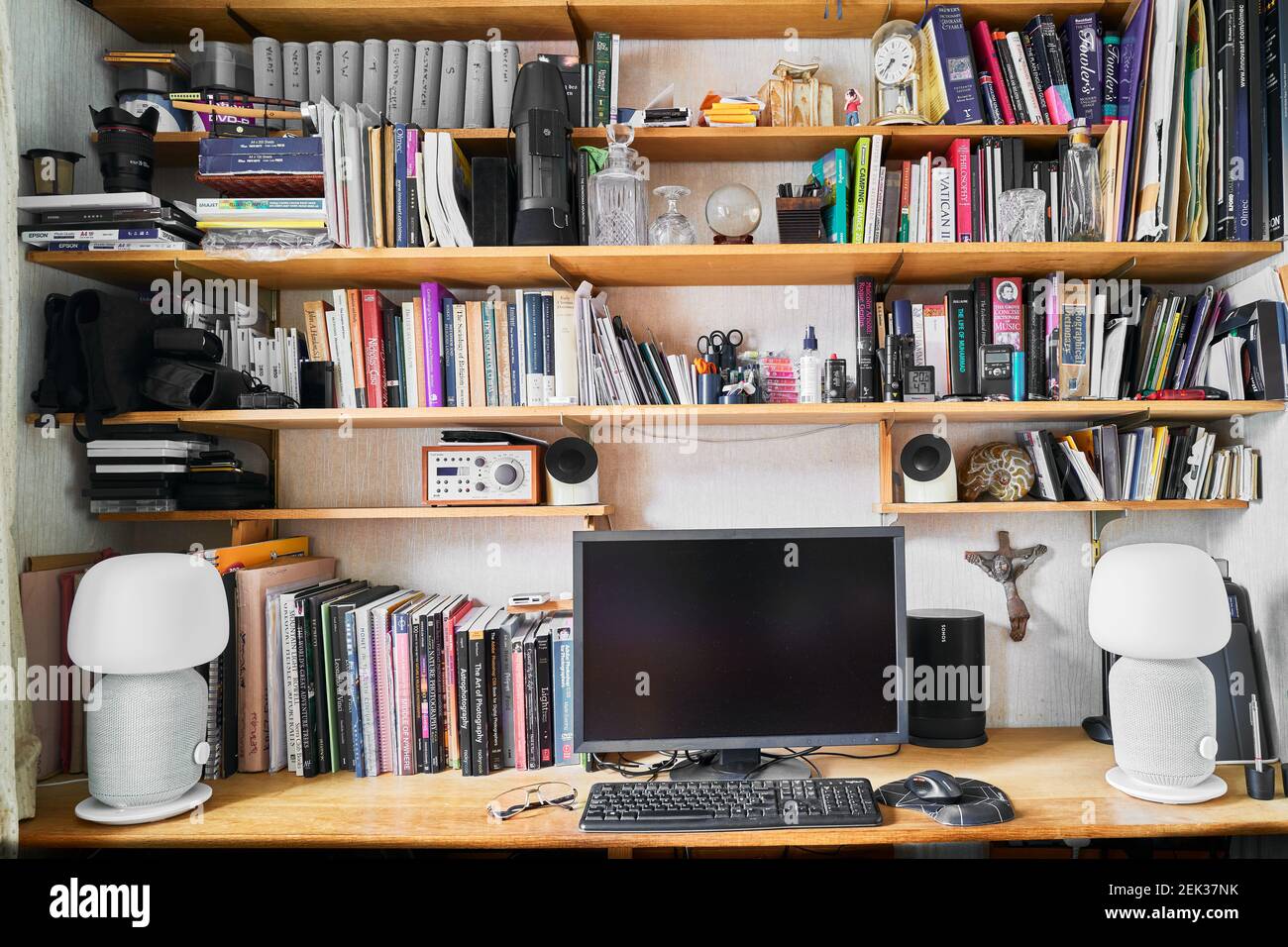 Work desk hi-res stock photography and images - Alamy