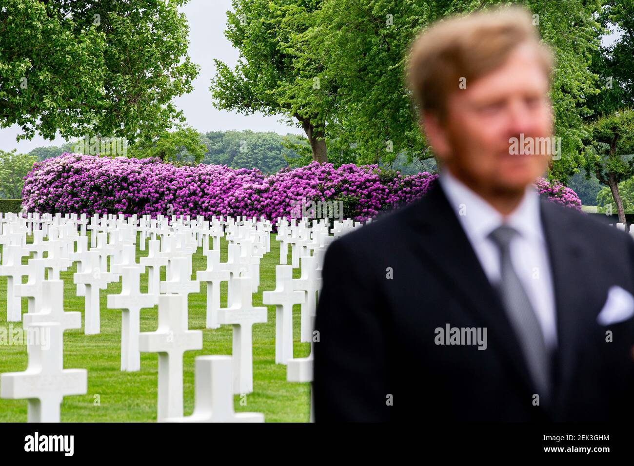 King Willem-Alexander attends Memorial Day at the American Cemetery ...