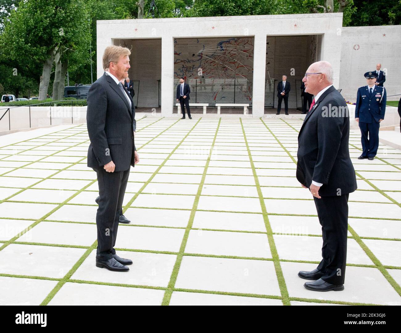 King Willem-Alexander and Ambassador of the United States to the ...