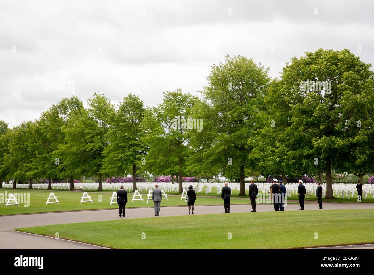 King Willem-Alexander attends Memorial Day at the American Cemetery ...