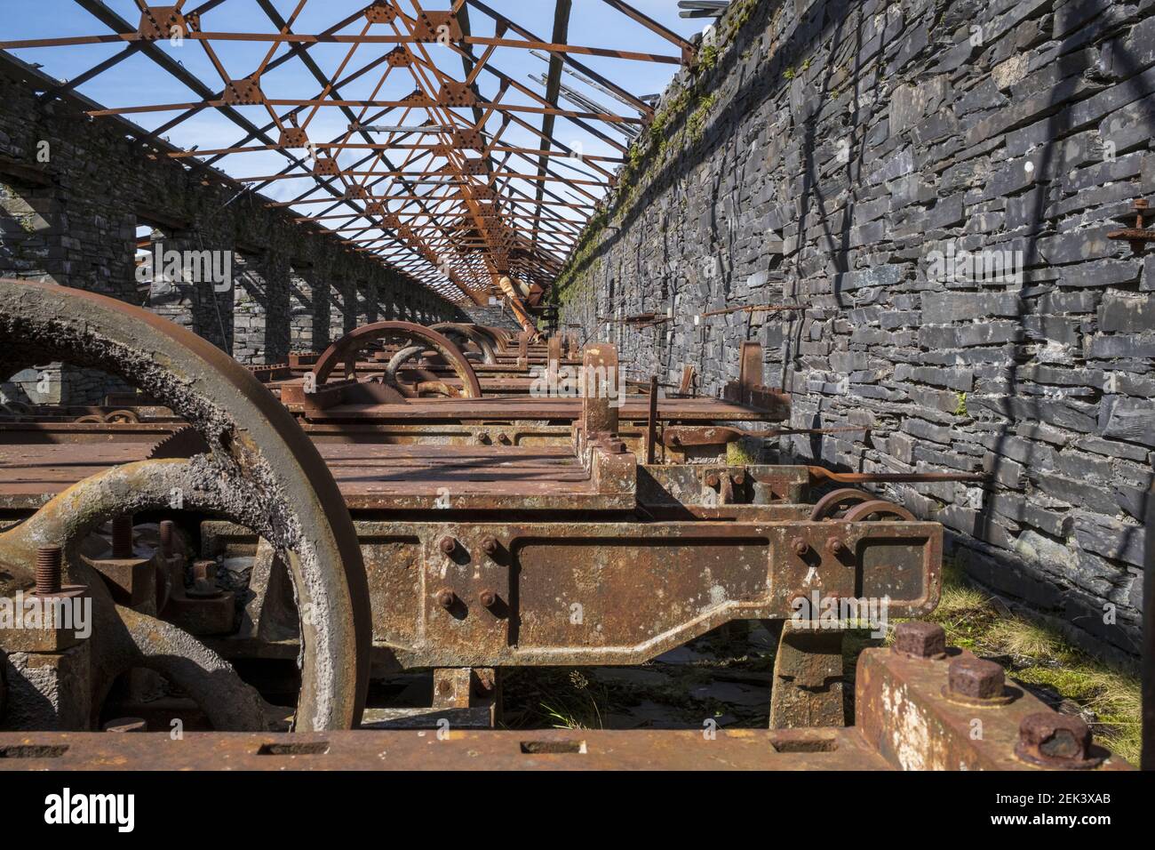Slate factory hi-res stock photography and images - Alamy