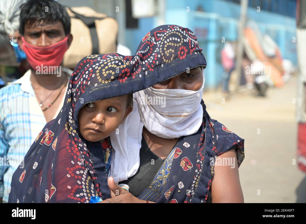 Migrants from Mumbai board buses to arrive their native villages during ...