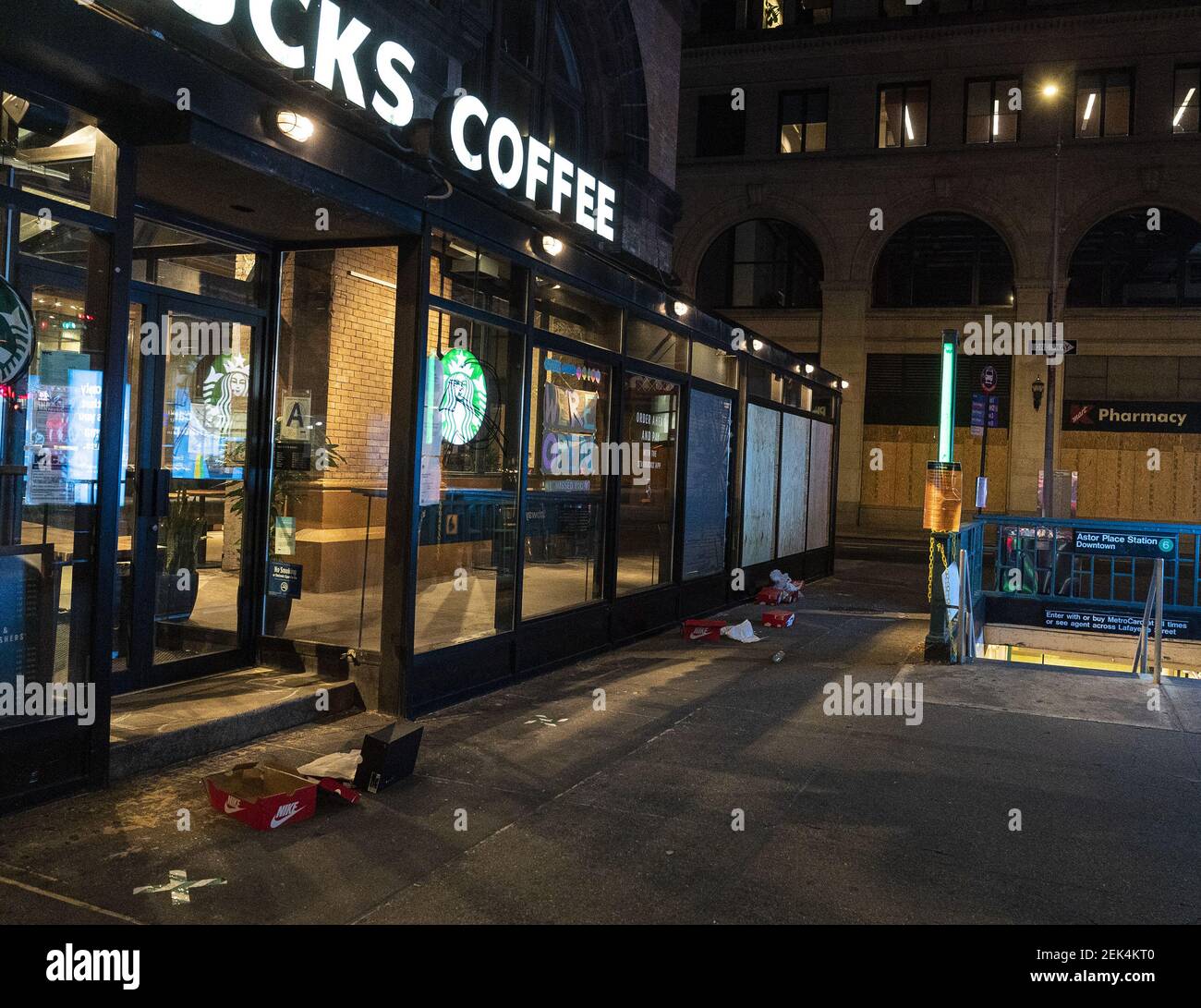 Loot seen on front of vandalized Starbucks store during COVID-19 ...