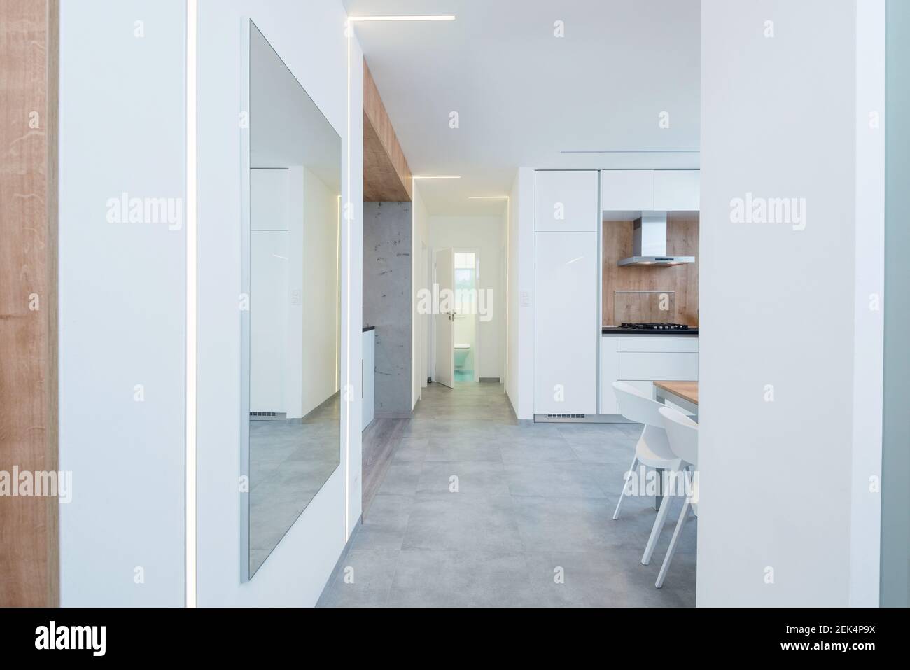 Tiles for the hallway hi-res stock photography and images - Alamy