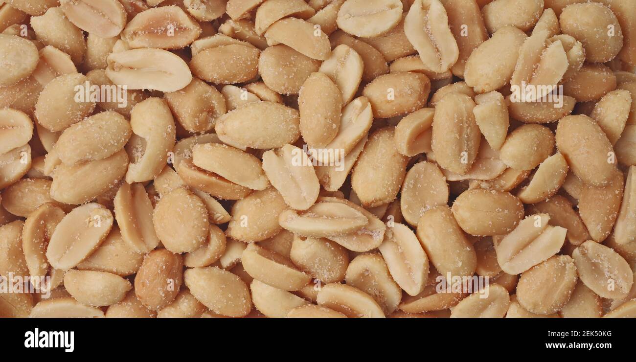 Salted peanuts. Panoramic background Stock Photo - Alamy