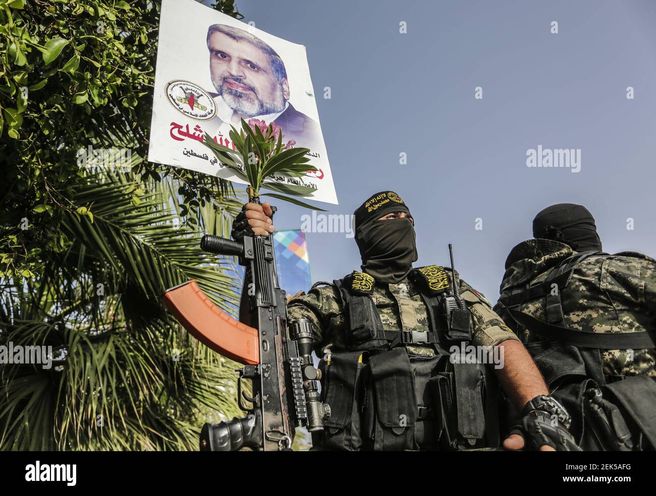 Militants of the Al-Quds Brigades, the armed wing of the Palestinian ...